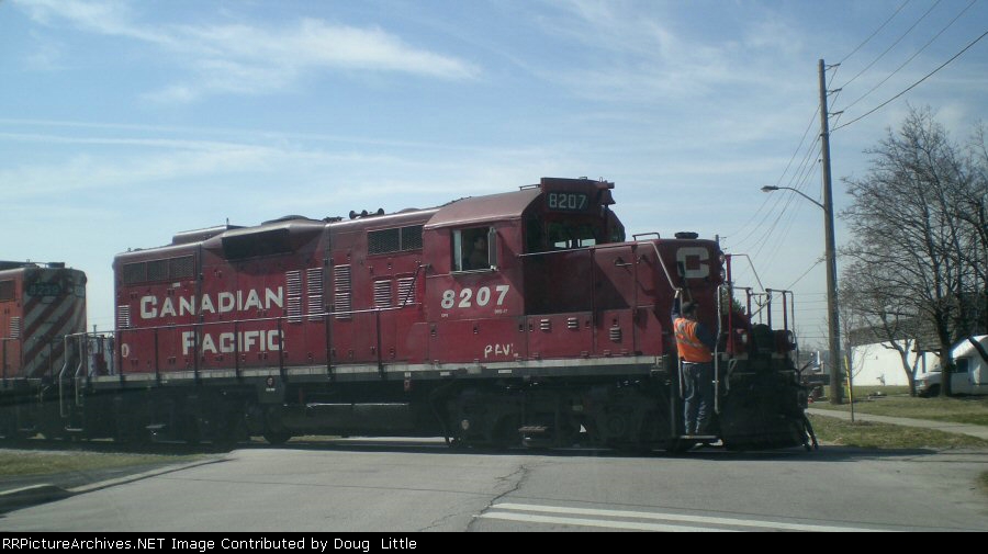 CP 8207